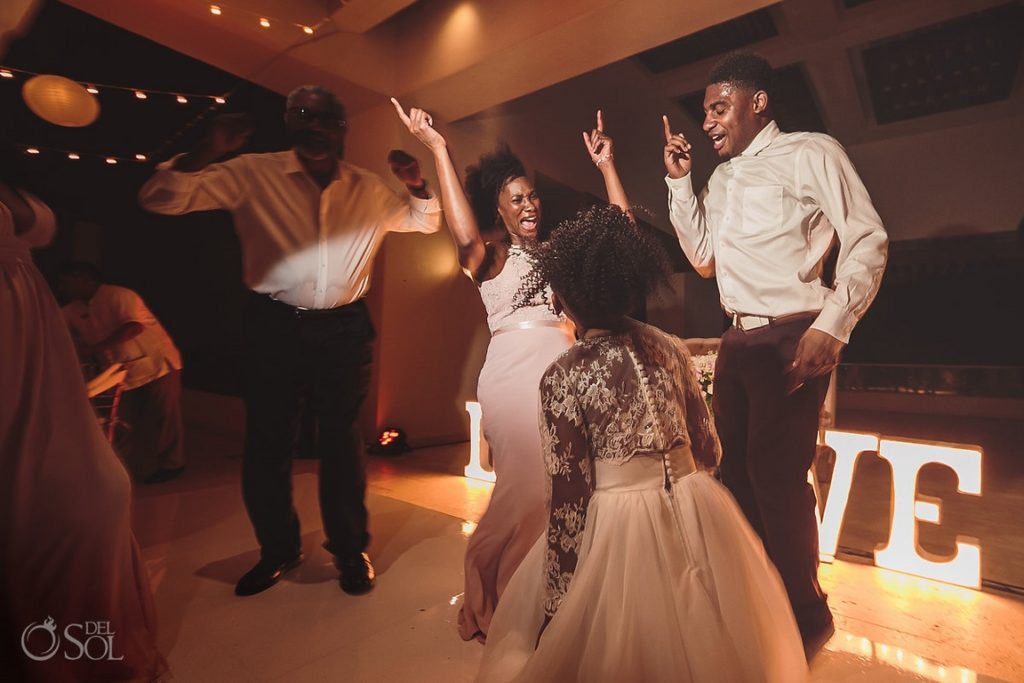 The Best 9 Wedding Table Games For Your Reception - Vancouver Wedding ...